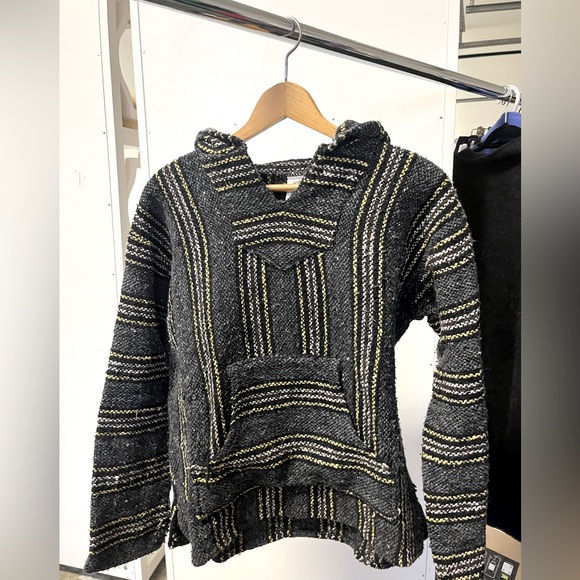 Sweaters | Drug Rug Thick Wool Material Black With Yellow And White ...